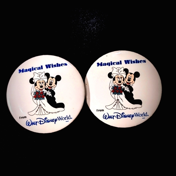 Disney | Accessories | 2 Big Ol Mickey And Minnie Buttons From The ...